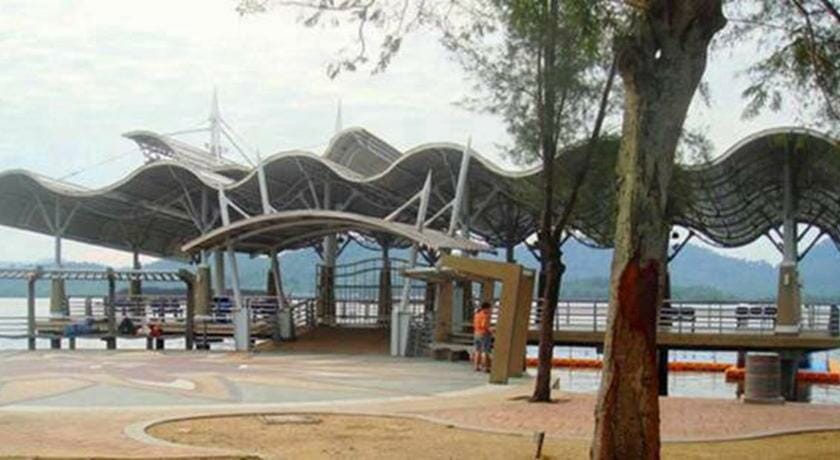 Visit Lumut Waterfront in A Family Vacation Destination in Lumut, Perak ...